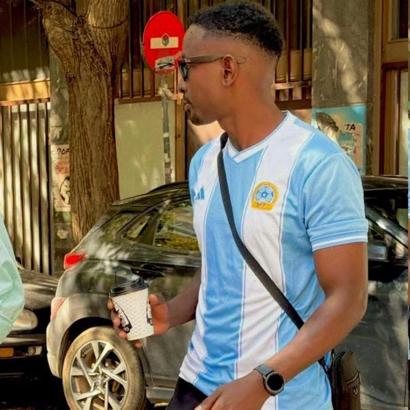 Abdullahi Omar (@np_gaad9) | Snapchat Stories, Spotlight & Lenses