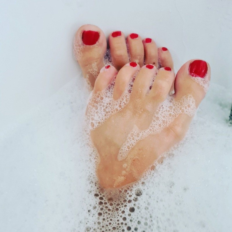 Numberonefeet (@numberonefeeet) | Snapchat Stories, Spotlight & Lenses