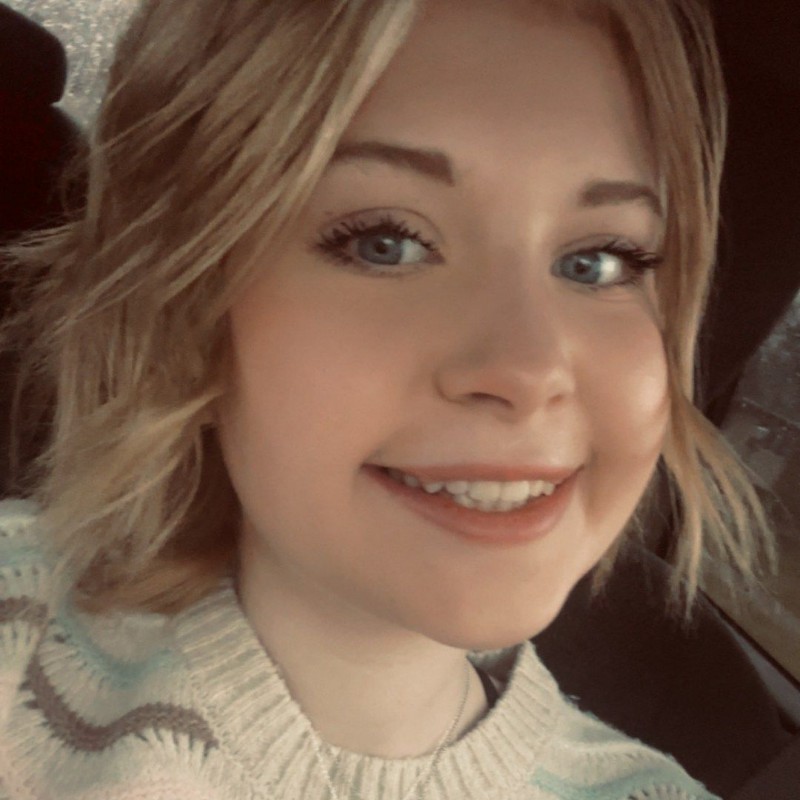 Oaklie (@oakliemarie) | Snapchat Stories, Spotlight & Lenses