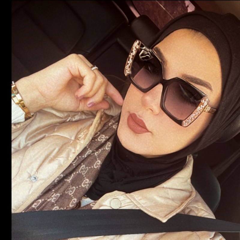 saloon💄 lobna💄 (@obra90lolo1) | Snapchat Stories, Spotlight & Lenses