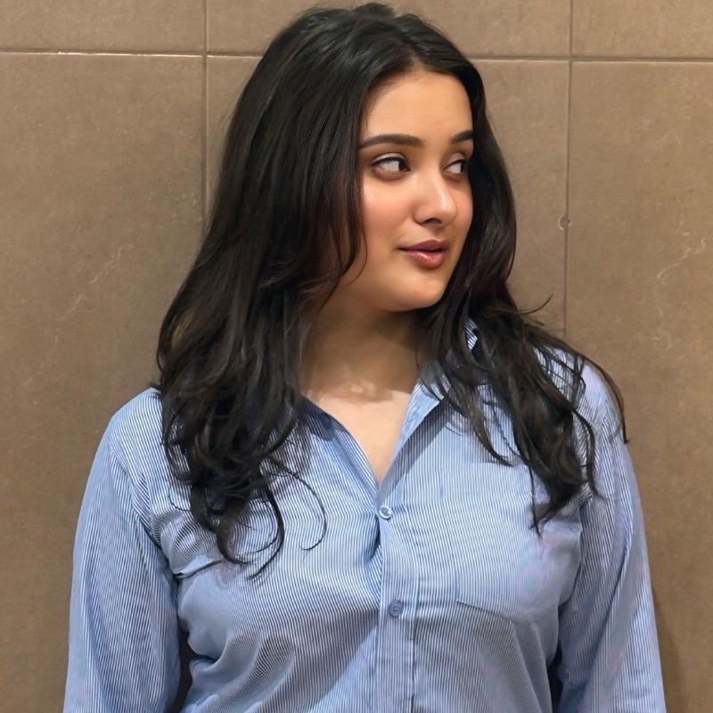 Shruti Pathania (@official_shru00) | Snapchat Stories, Spotlight & Lenses