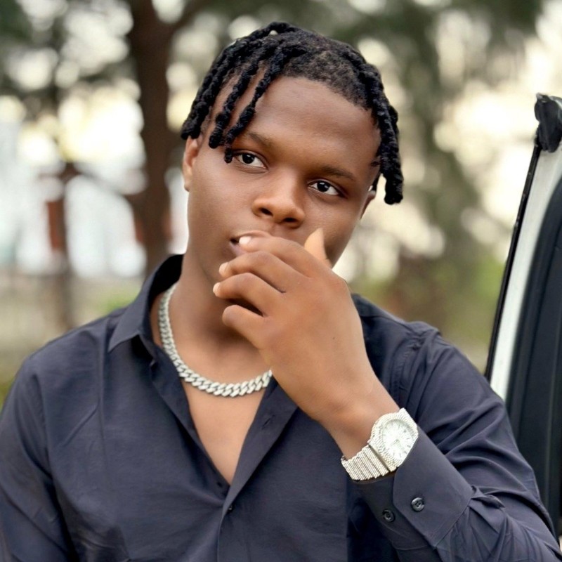 Oga Amos (@oga_amos1) | Snapchat Stories, Spotlight & Lenses