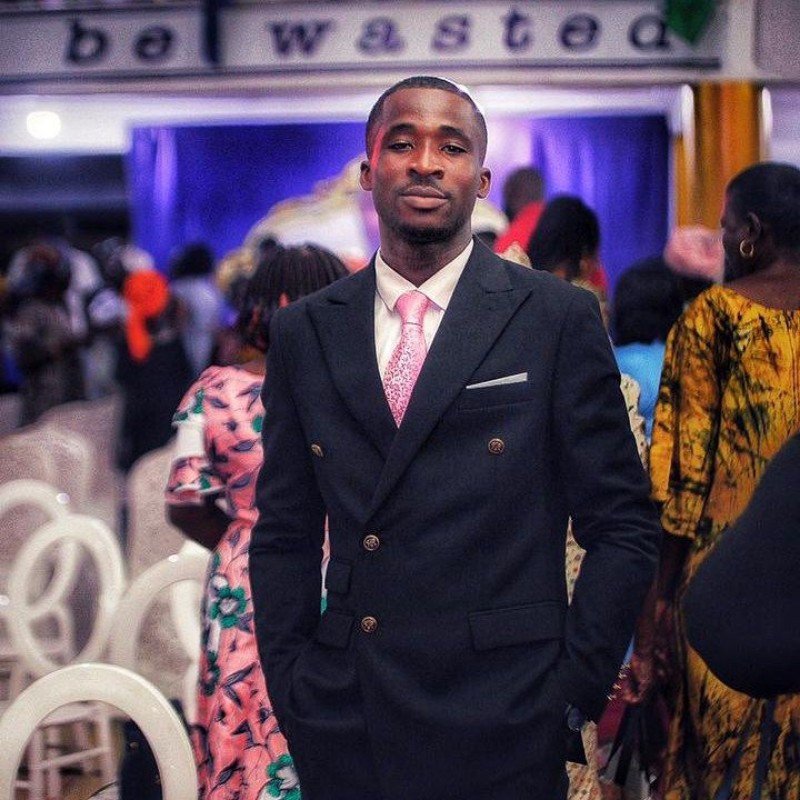 Oheneba〽️ (@oheneba.lives) | Snapchat Stories, Spotlight & Lenses