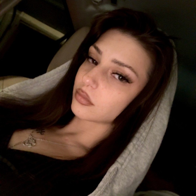 ok_whateverrr 🔇 (@ok_whateverrr) | Snapchat Stories, Spotlight & Lenses