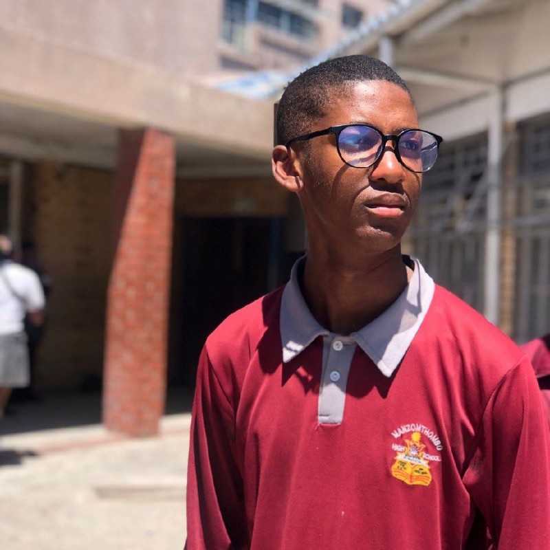 Olothando Sogcwayi (@olothandosogcwa) | Snapchat Stories, Spotlight ...