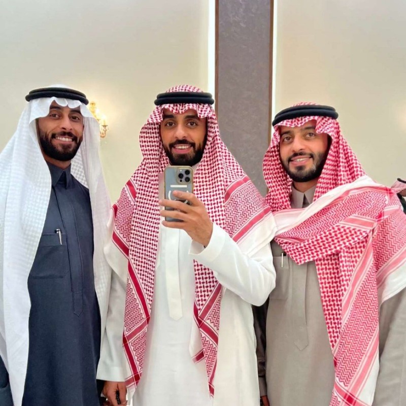 ام مروان (@om_marwan22) | Snapchat Stories, Spotlight & Lenses