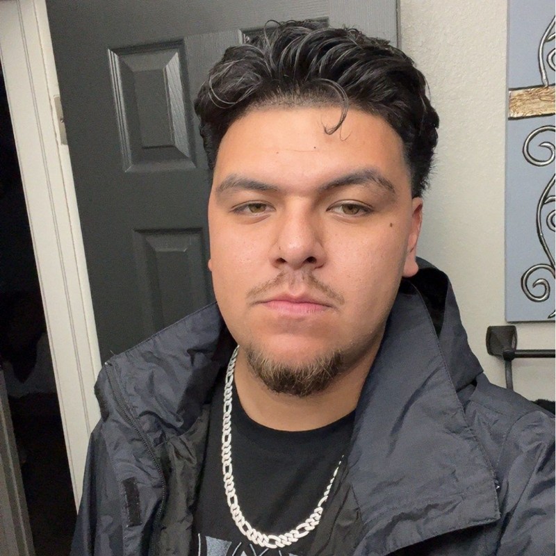 omar-cxx(@omar-cxx) | เรื่องราว Snapchat ตลอดจน Spotlight และเลนส์