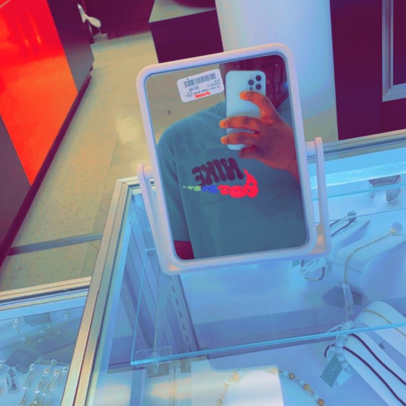 Dark Tee (@omo_tayo01) | Snapchat Stories, Spotlight & Lenses