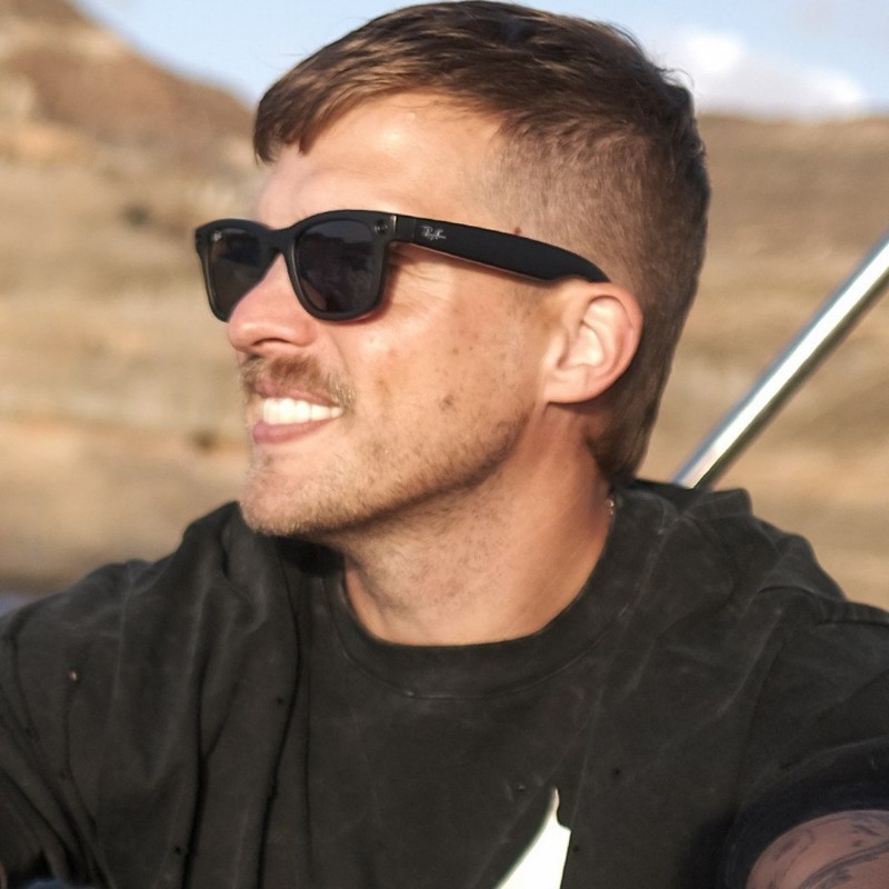 Oren John (@orenmeetsworld) | Snapchat Stories, Spotlight & Lenses