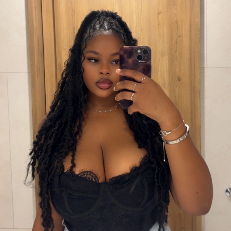 Briseuse_de_coeur💔🇨🇮🇧🇯 (@orlie-3) | Snapchat Stories, Spotlight & Lenses