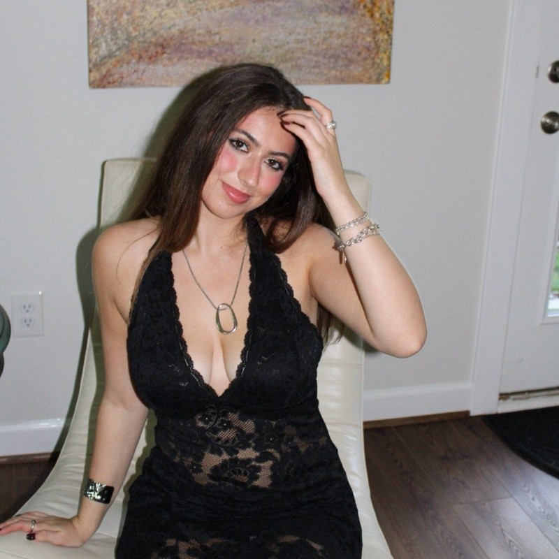 liv roth (@oroth07) | Snapchat Stories, Spotlight & Lenses