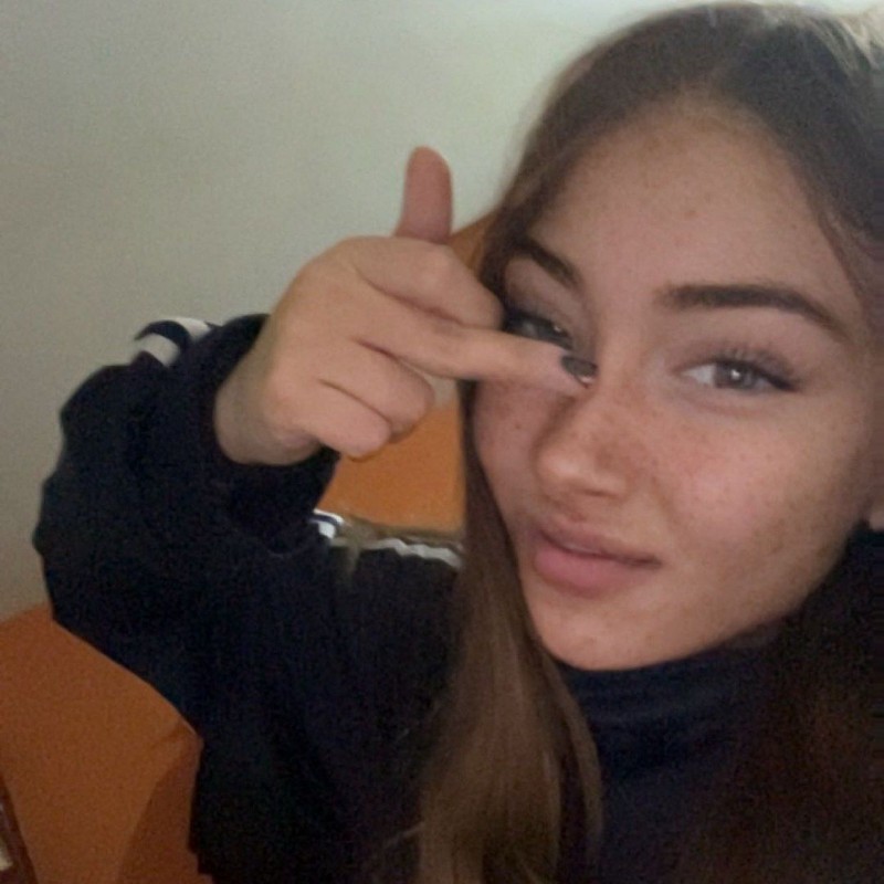 Paloma Garavelli (@paloo.ds) | Snapchat Stories, Spotlight & Lenses