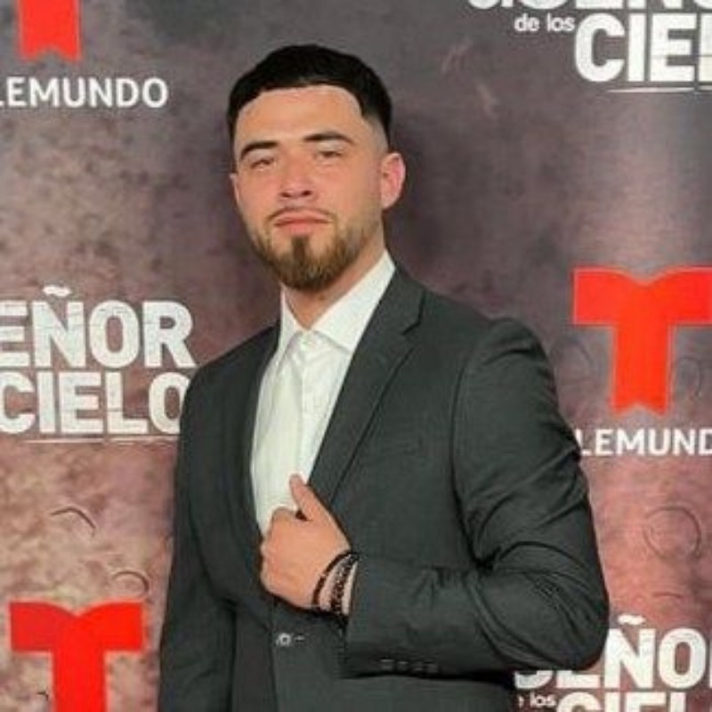 Papi Cuh (@papicuhh) | Snapchat Stories, Spotlight & Lenses