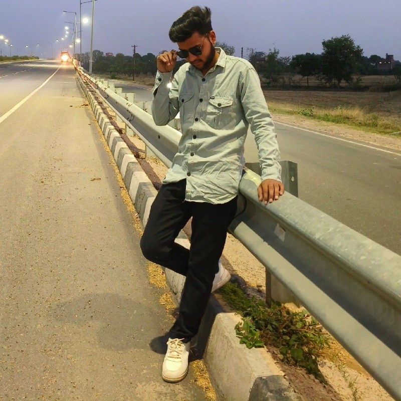 Paras Mani (@parasmani8086) | Snapchat Stories, Spotlight & Lenses