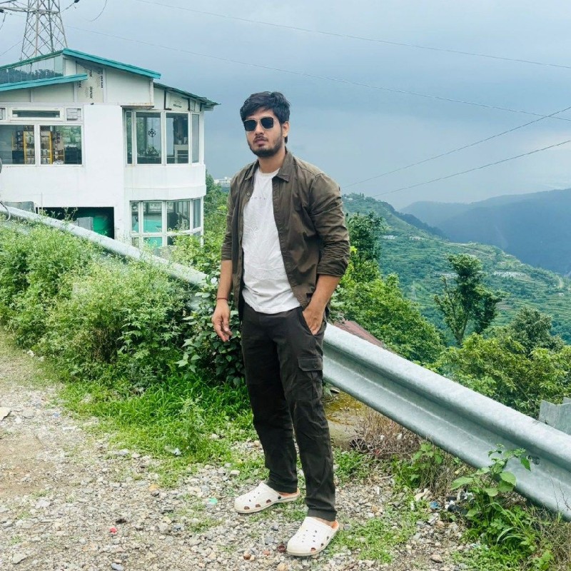 Paras Sharma (@parassharma6736) | Snapchat Stories, Spotlight & Lenses