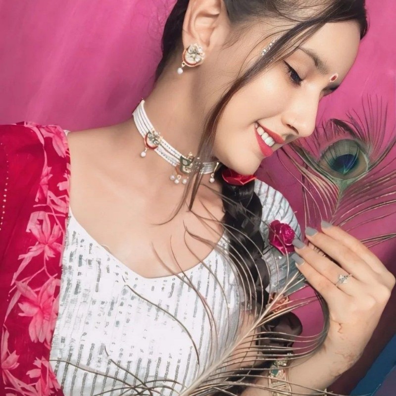 Pari Gupta (@pari_gupta3715) | Snapchat Stories, Spotlight & Lenses