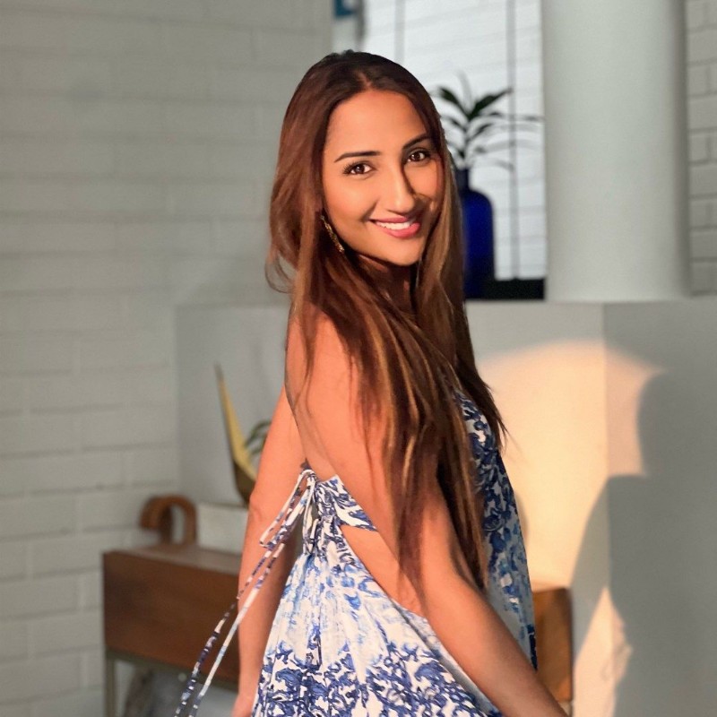 Parul 🌸 Gosavi - Kakad (@parulkakad) | Snapchat Stories, Spotlight & Lenses