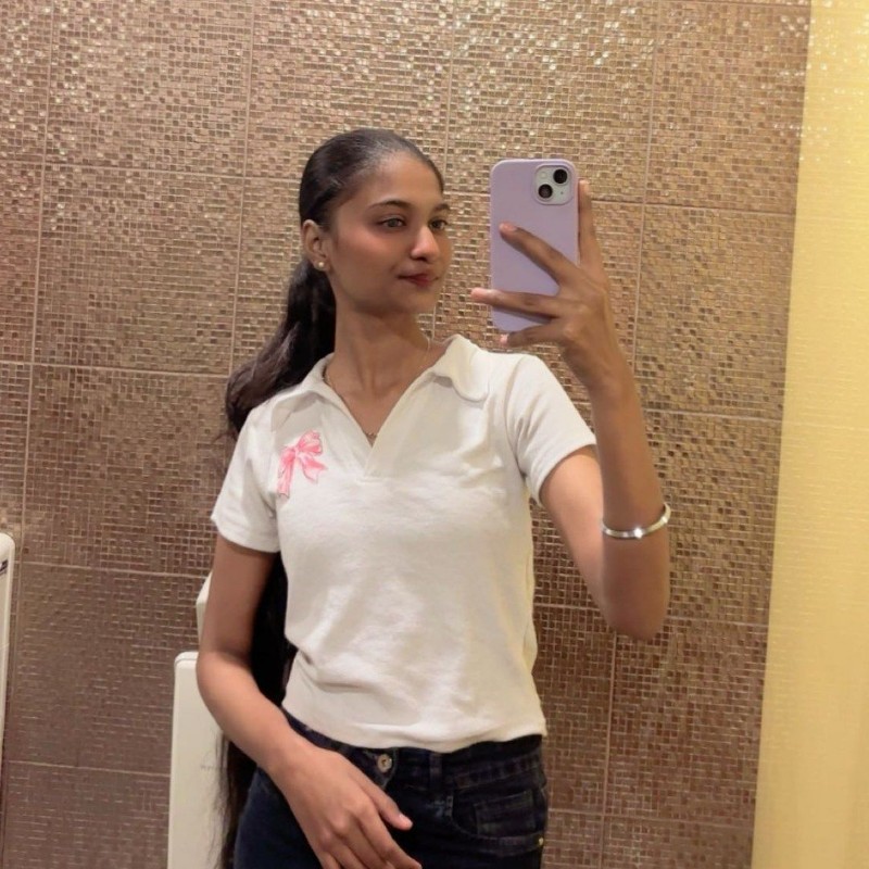 पारवी (@parvi_mhatre09) | Snapchat Stories, Spotlight & Lenses