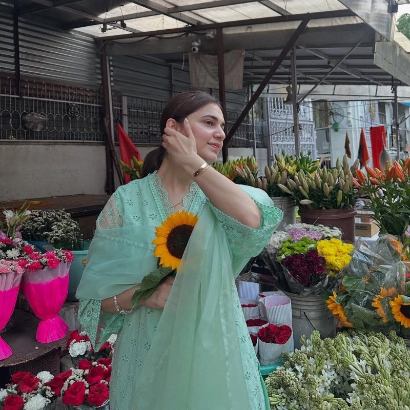 Pavitra Singh (@pavitra_s1915) | Snapchat Stories, Spotlight & Lenses