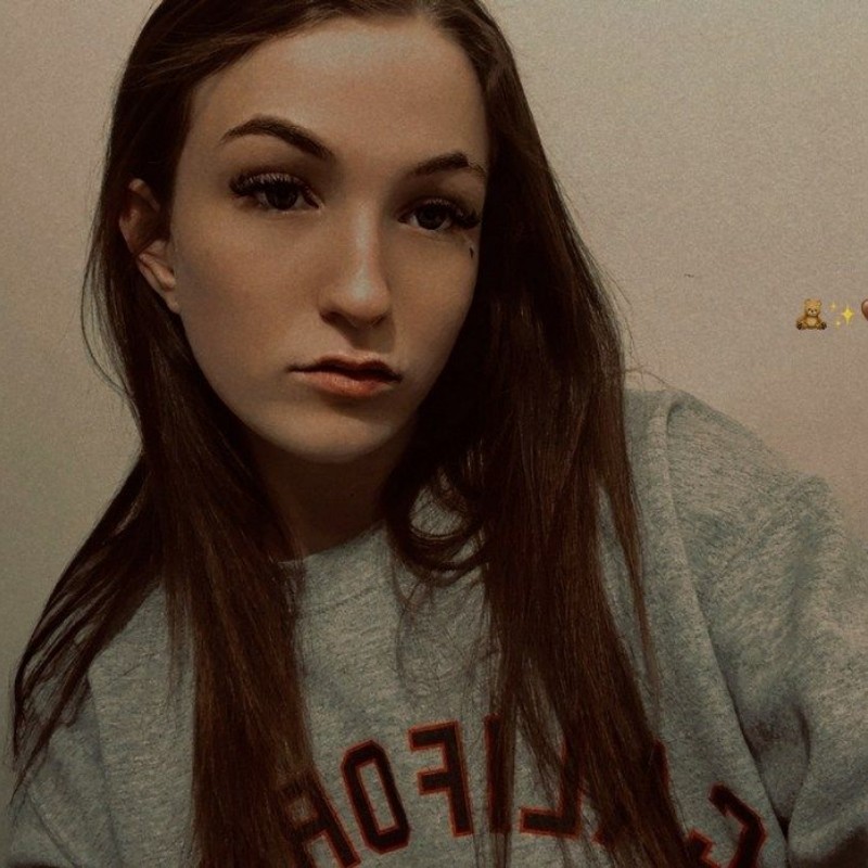 𝗔𝗹𝘆𝘀𝘀𝗶𝗮🖤 (@paytonapm) | Snapchat Stories, Spotlight & Lenses