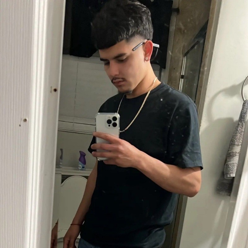 Angel Torrez (@pedrotorrez2026) | Snapchat Stories, Spotlight & Lenses