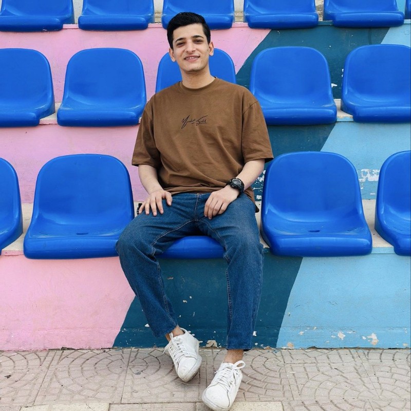 Peter (@peteretarek) | Snapchat Stories, Spotlight & Lenses
