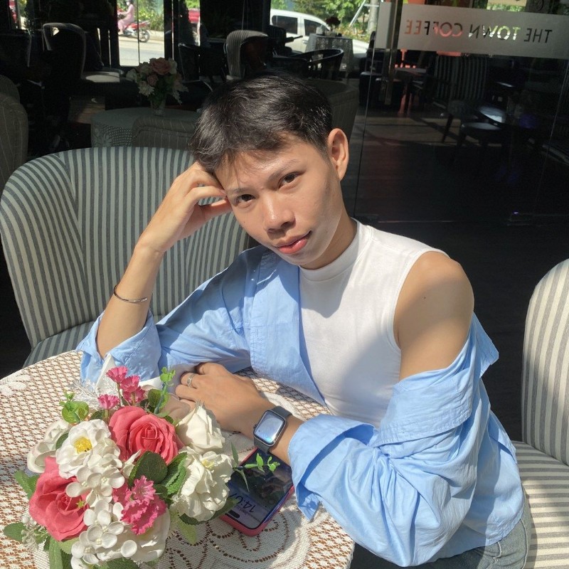 Phout Phout (@phoutphout66) | Snapchat Stories, Spotlight & Lenses