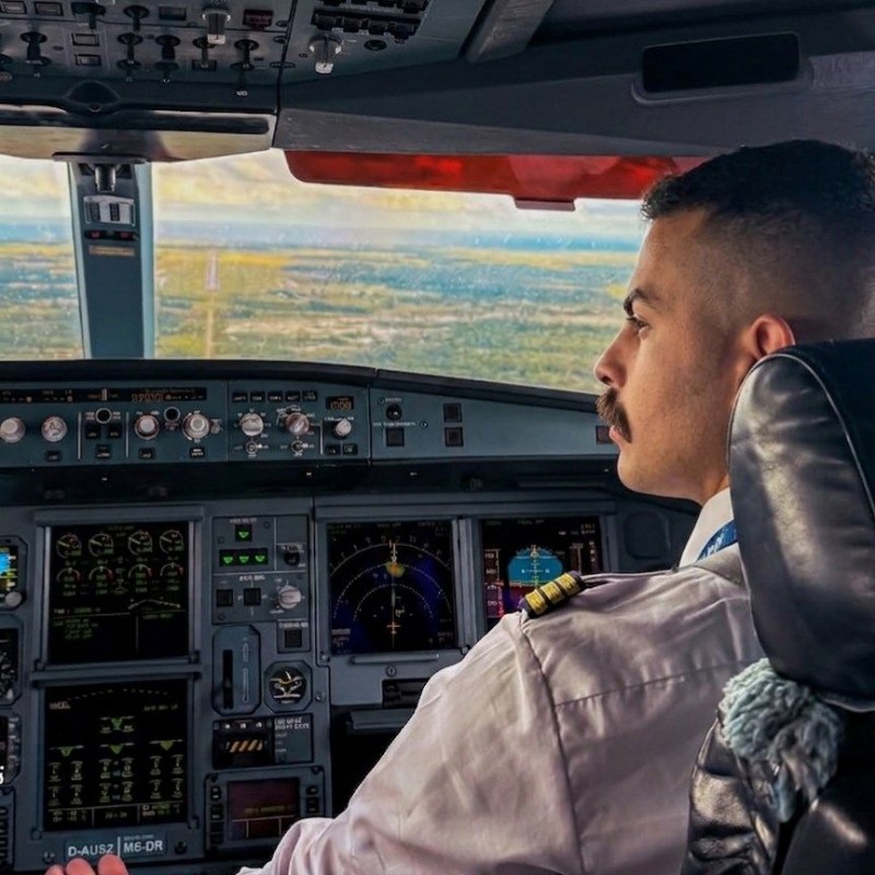 Pilot Maged🇮🇶 ️ (@pilot_maged) | Snapchat Stories, Spotlight & Lenses
