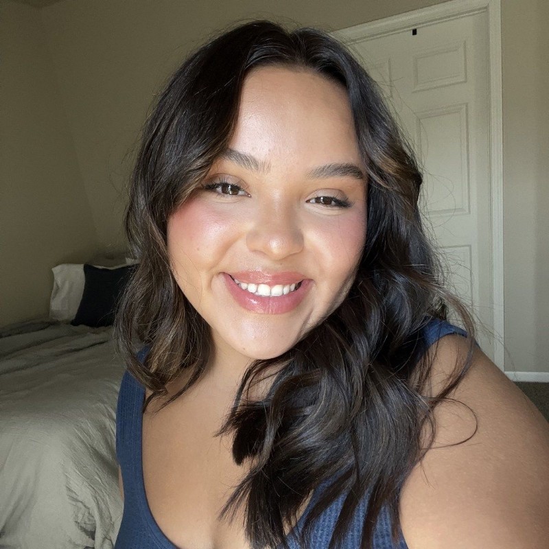 ashley pinto (@pintos26) | Snapchat Stories, Spotlight & Lenses