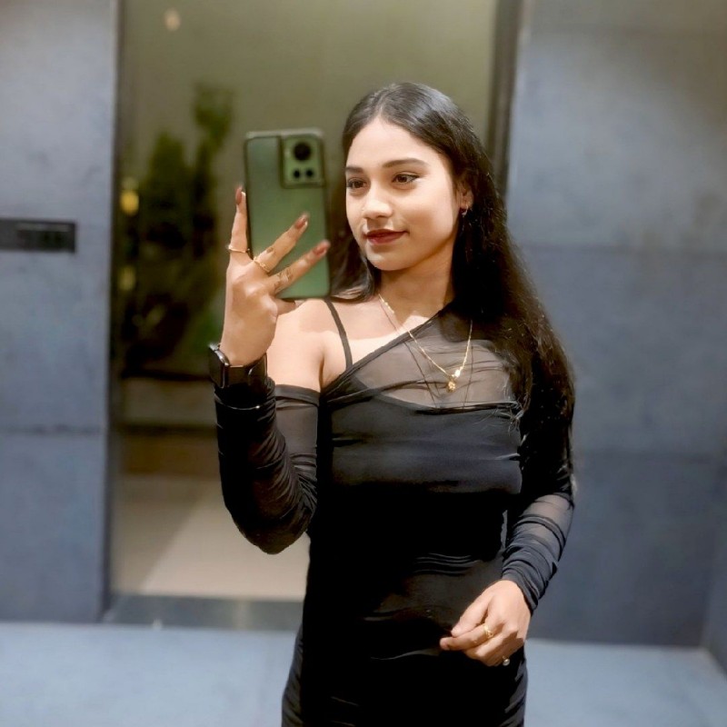 POONAM (@poonampanda9) | Snapchat Stories, Spotlight & Lenses