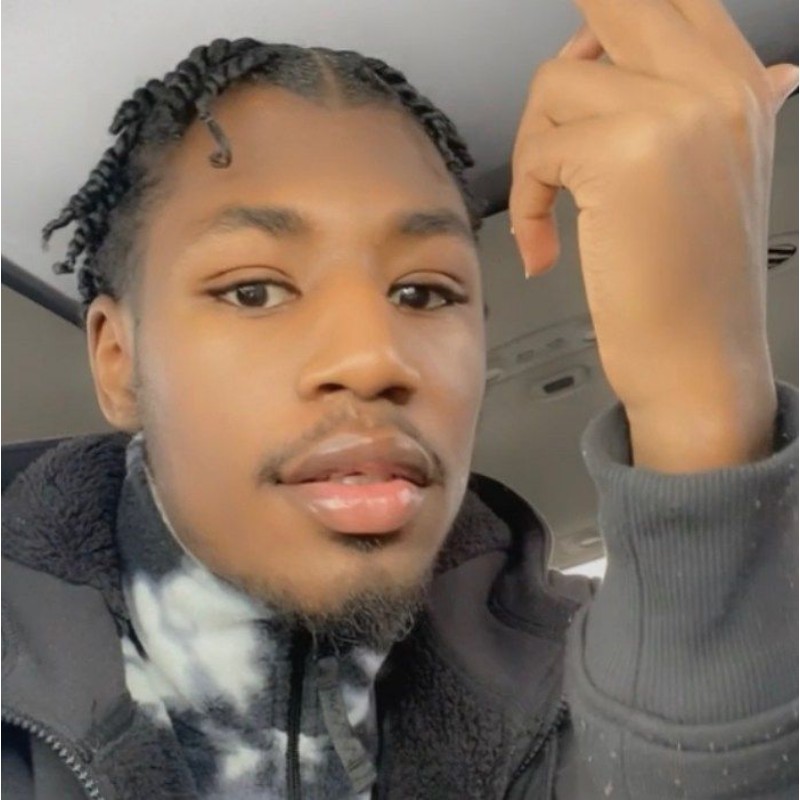 Pøp Øut Dēe 💛 (@popout_dee) | Snapchat Stories, Spotlight & Lenses