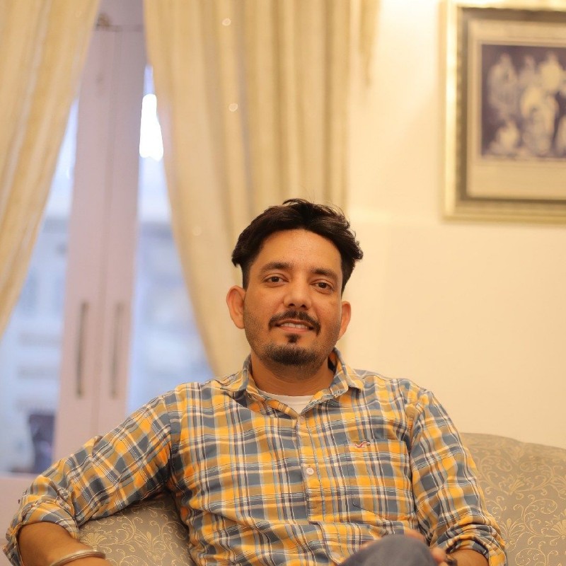 Porus Dhillon (@porus_dhillon) | Snapchat Stories, Spotlight & Lenses