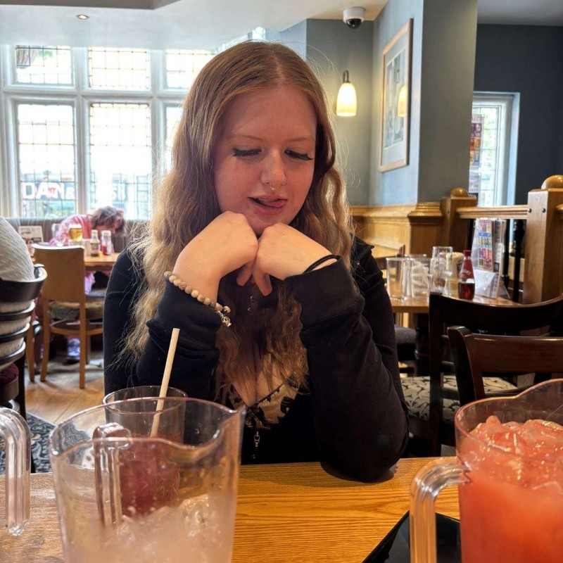 jordan (@ppetriichoor) | Snapchat Stories, Spotlight & Lenses