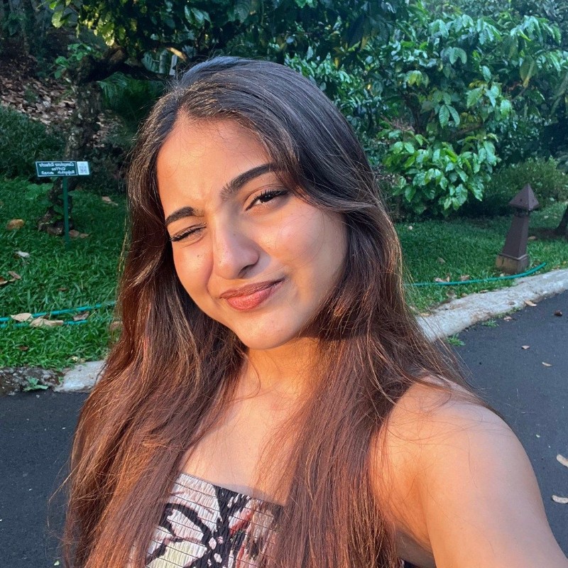 Pranavi Manukonda (@pranavi0319) | Snapchat Stories, Spotlight & Lenses