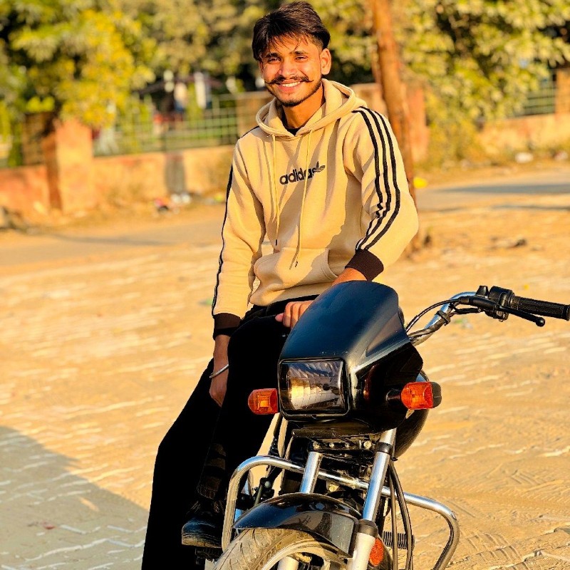 PREET SAINI ♠️ (@preet_z855) | Snapchat Stories, Spotlight & Lenses