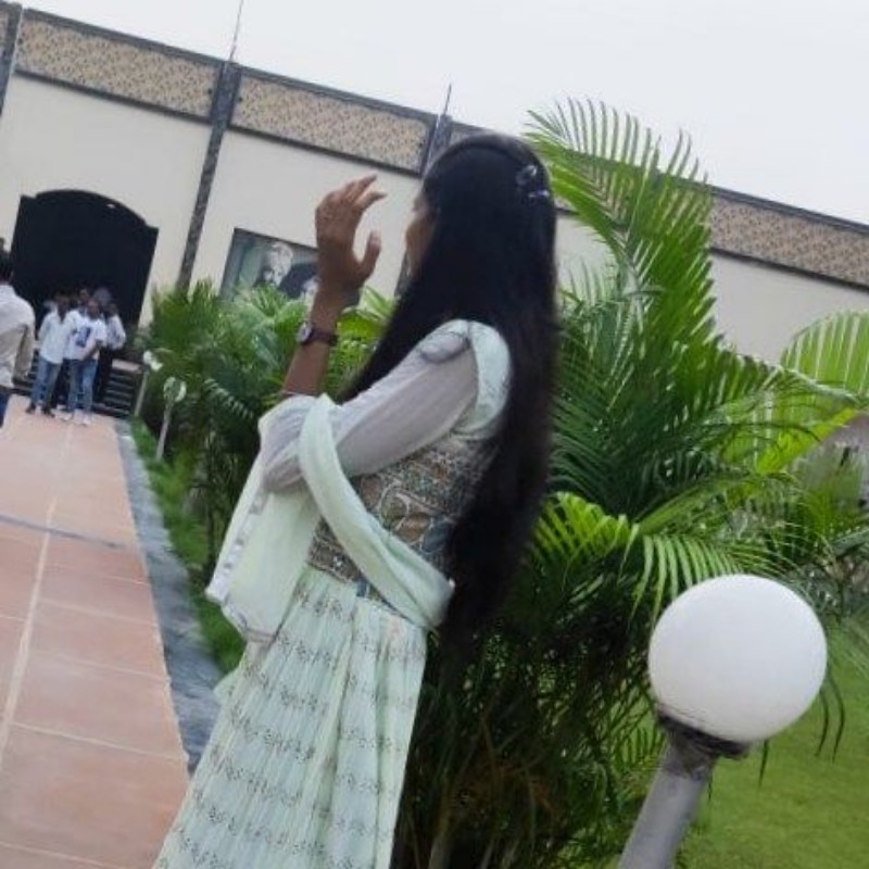 ᴘʀᴇᴇᴛɪ ꜱɪɴɢʜ 🖤 (@preeti_sing5904) | Snapchat Stories, Spotlight & Lenses