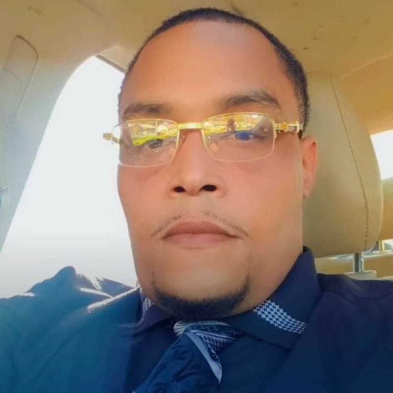 President Bell (@presidentbell) | Snapchat Stories, Spotlight & Lenses