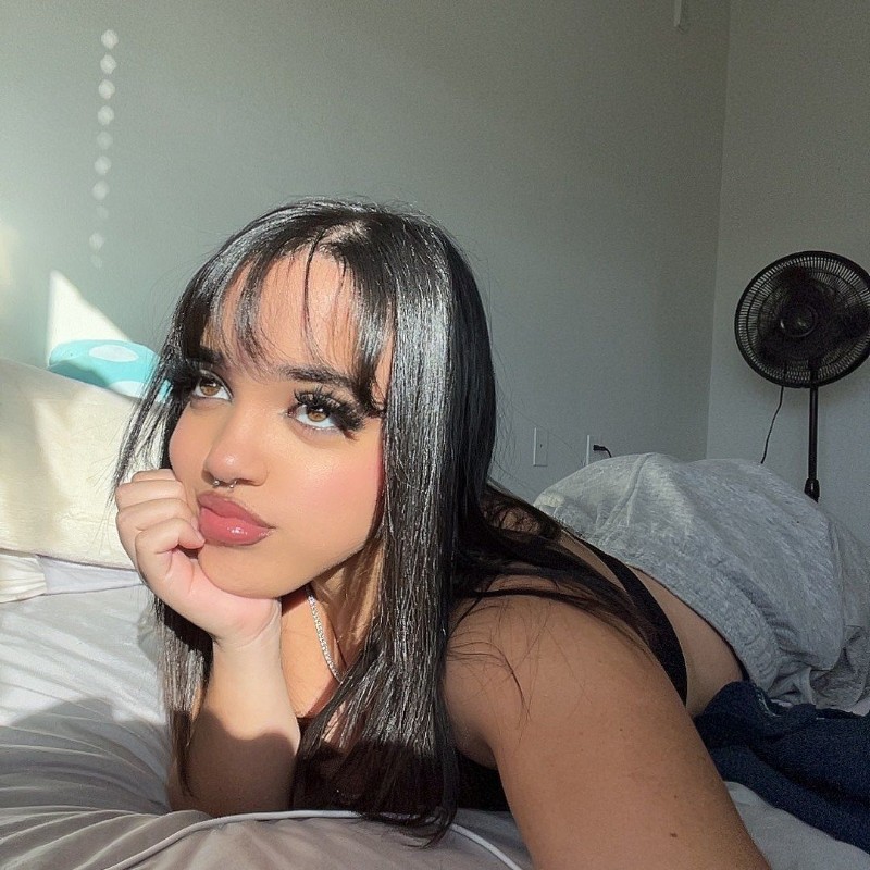 Yix🦋💍 (@pretty_yix) | Snapchat Stories, Spotlight & Lenses