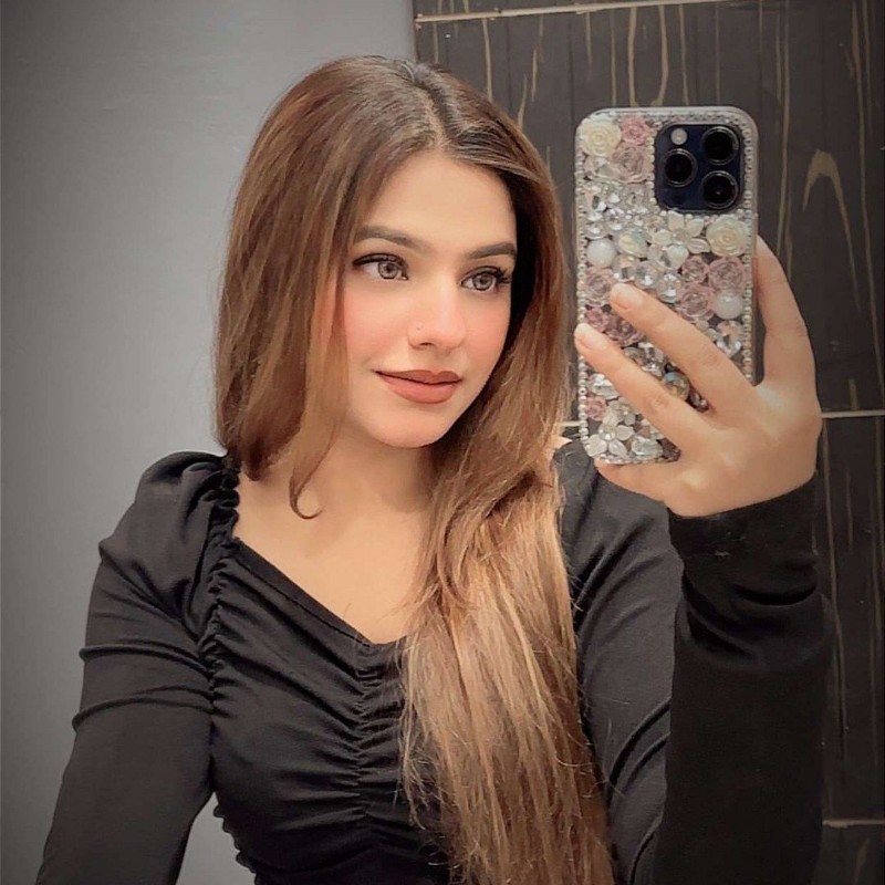 Roopal Sharma (@pridhi1205) | Snapchat Stories, Spotlight & Lenses