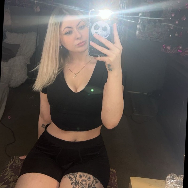 Taryn♡(@princess.tarynn) | สตอรี่ Snapchat ตลอดจน Spotlight และเลนส์