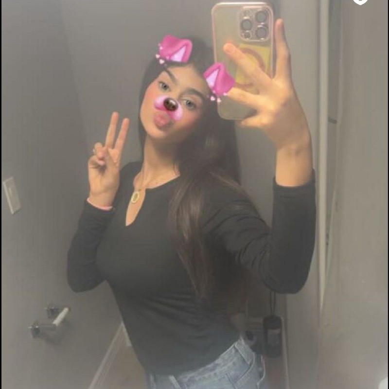 Princess Jenni (@princessjen6066) | Snapchat Stories, Spotlight & Lenses