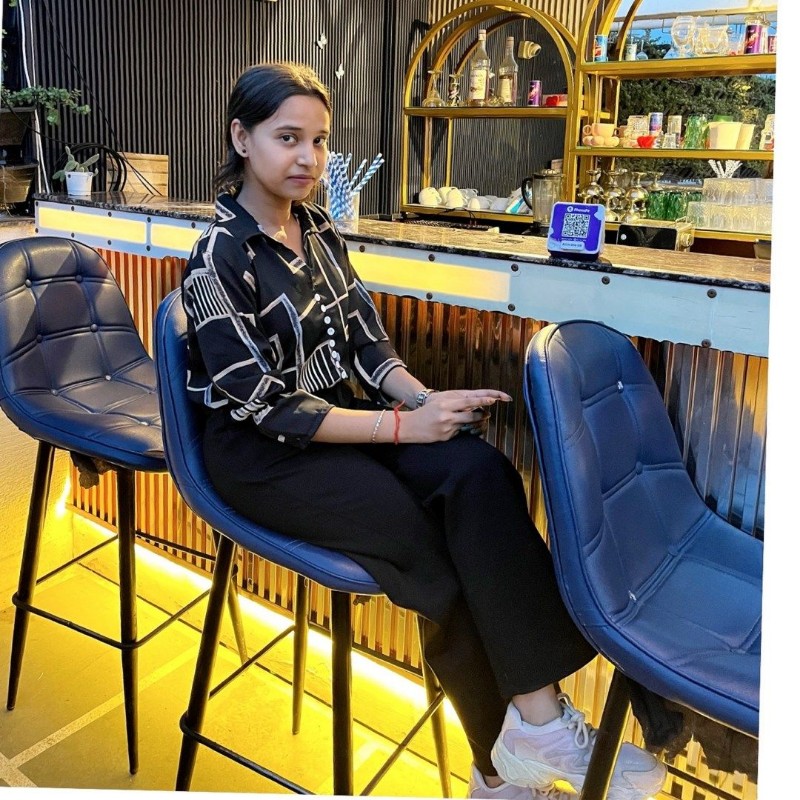 Princy Gupta (@princy20242720) | Snapchat Stories, Spotlight & Lenses