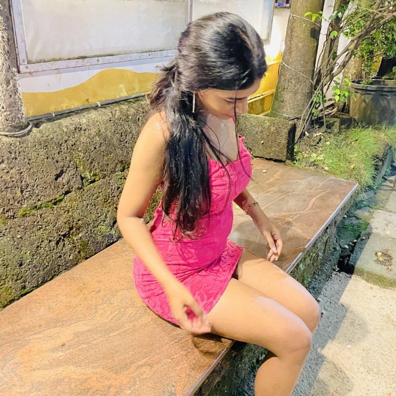 Priya Singh (@priy.uu) | Snapchat Stories, Spotlight & Lenses