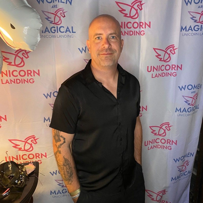 Professor Pineapple (@prof_pineapple) | Snapchat Stories, Spotlight & Lenses