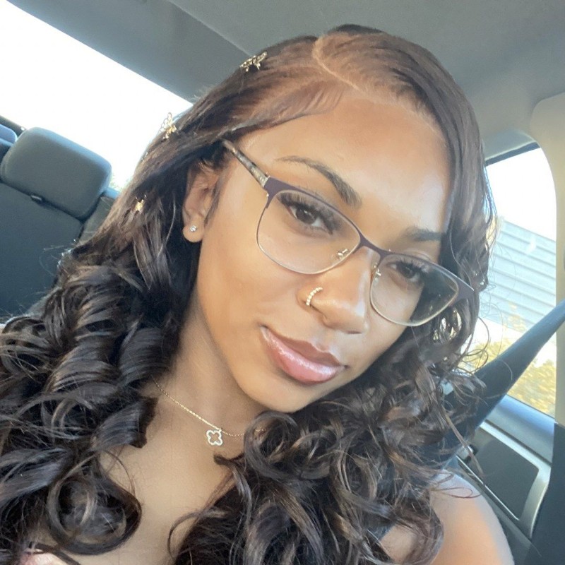 Dede💛🧸 (@queen_dd18) | Snapchat Stories, Spotlight & Lenses