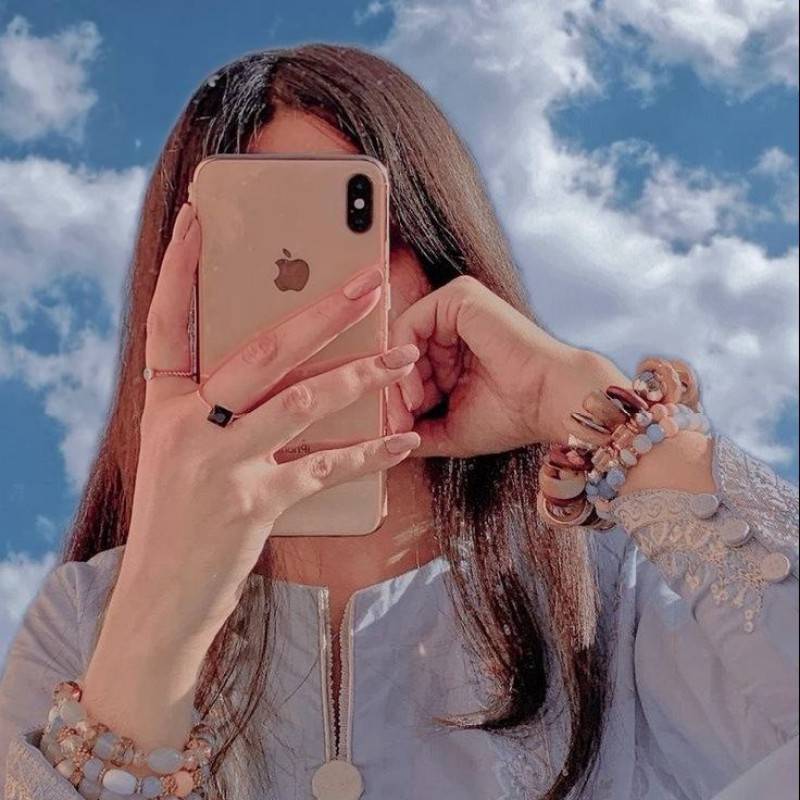 Business Girl 🔥 (@queen_q254572) | Snapchat Stories, Spotlight & Lenses