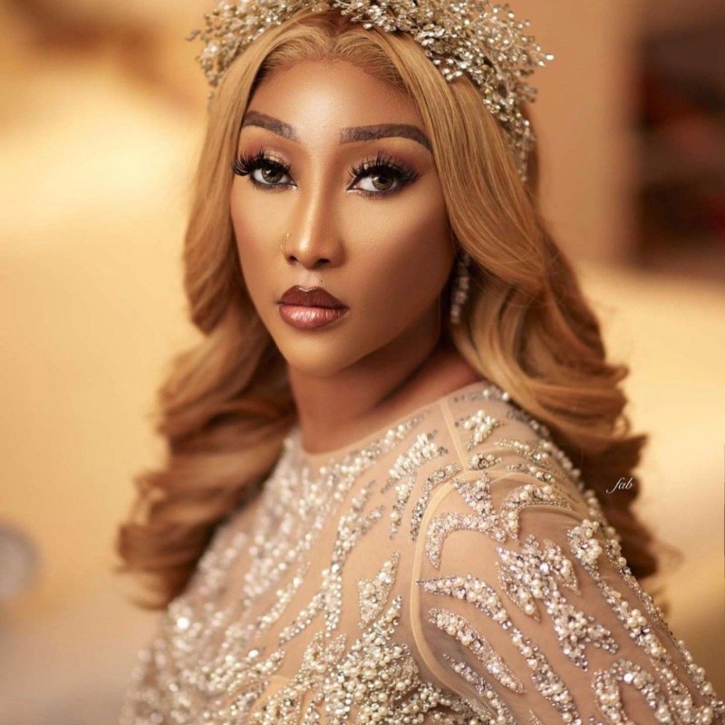 Queen Of Abuja (@queenofabujaa) | Snapchat Stories, Spotlight & Lenses