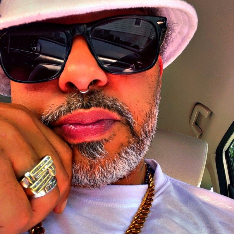 DJ frank rizzo (@queloque2407) | Snapchat Stories, Spotlight & Lenses