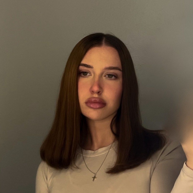 rachel (@rachelasplund) | Snapchat Stories, Spotlight & Lenses