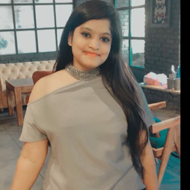 Radhika Khandelwal (@radhika.khandel) | Snapchat Stories, Spotlight ...